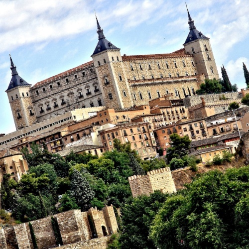 Descubre La Majestuosidad Del Monumento Más Emblemático De Toledo ...
